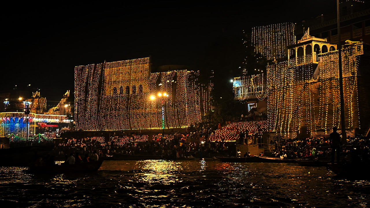 The day of Fortune: Dev Deepawali 2022 – WeaverStory