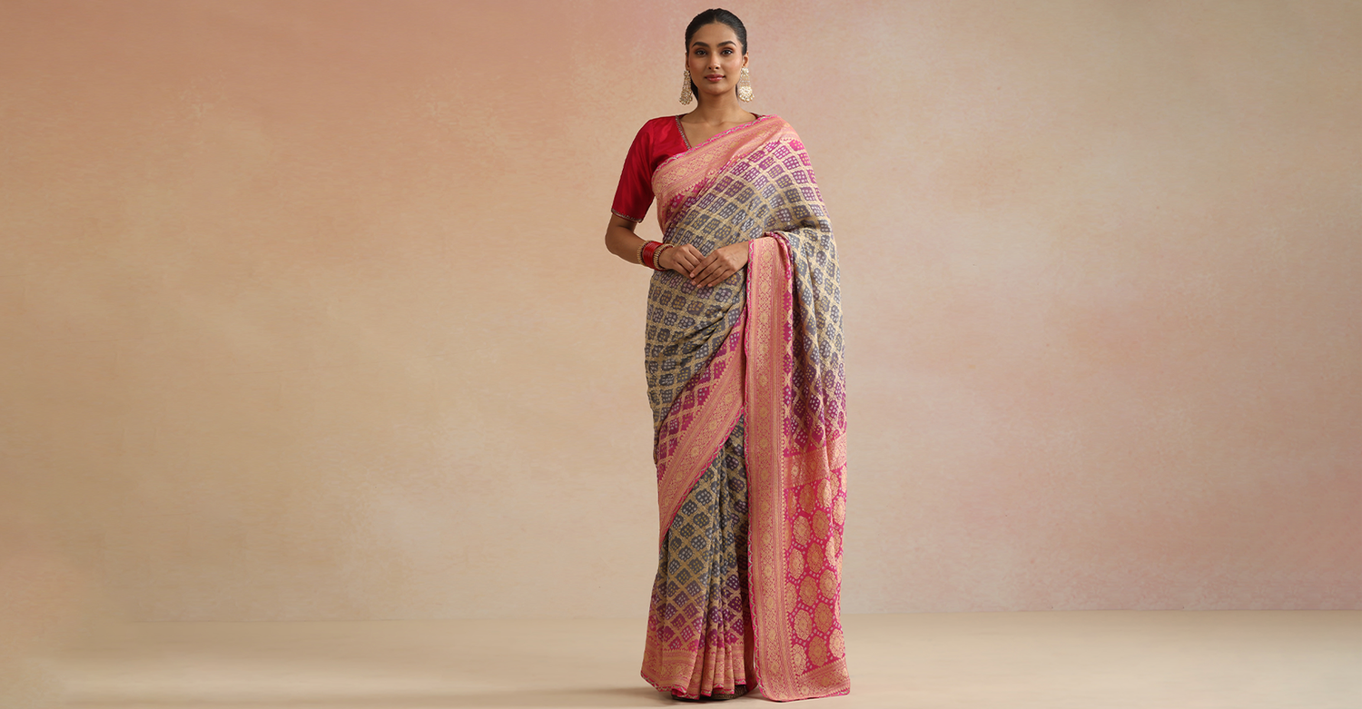 Which Saree Is Best for Wedding Functions – WeaverStory