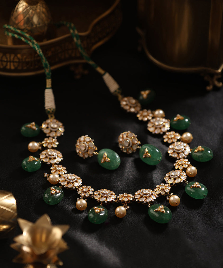 Statement Jewellery – WeaverStory