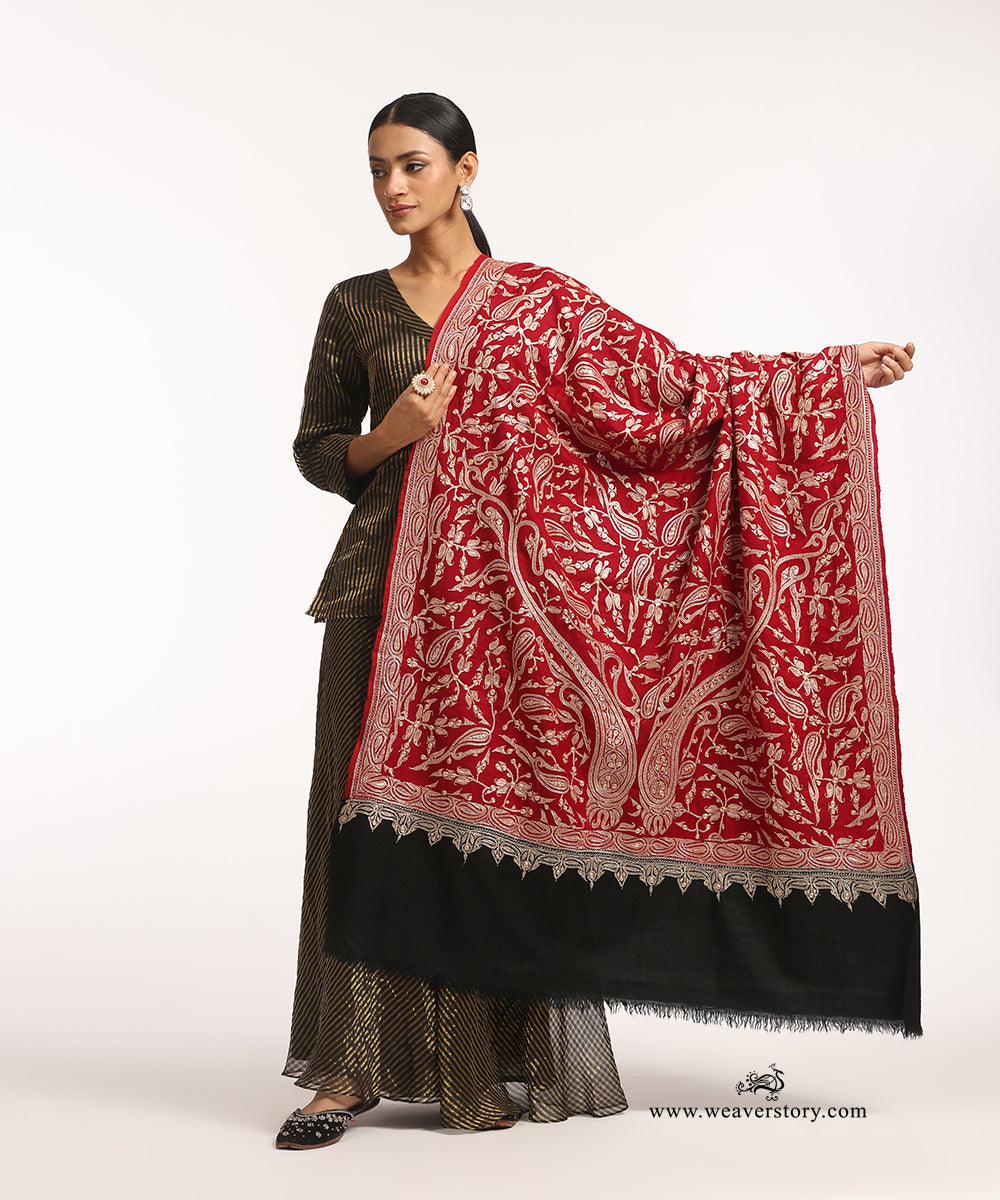 Red And Black Handwoven Tilla Jamawar Pure Pashmina Shawl – WeaverStory