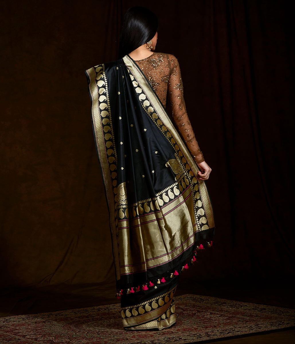 Black Banarasi handloom Kadhwa Boota Saree with paisley Border ...