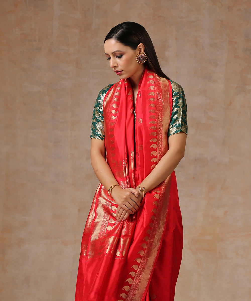 Handloom Red Pure Katan Silk Banarasi Saree With Chaand Boota – WeaverStory